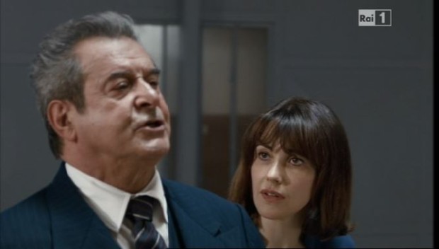 La strada dritta: fiction su Rai1 con Ennio Fantastichini, Giorgio ...