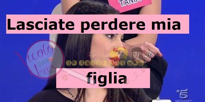 La mamma di Giulia De Lellis difende la figlia sui Social...siete d ... La mamma di Giulia De Lellis difende la figlia sui Social...siete d ...